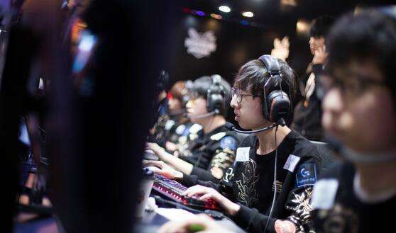 RNG战队专访：IEM最大的对手还是我们自己_特玩网LOL英雄联盟专区