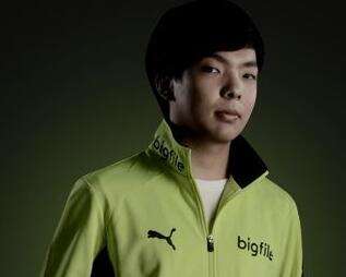 clg中单huhi个人资料介绍 CLG战队Huhi成功上位_特玩网LOL英雄联盟专区